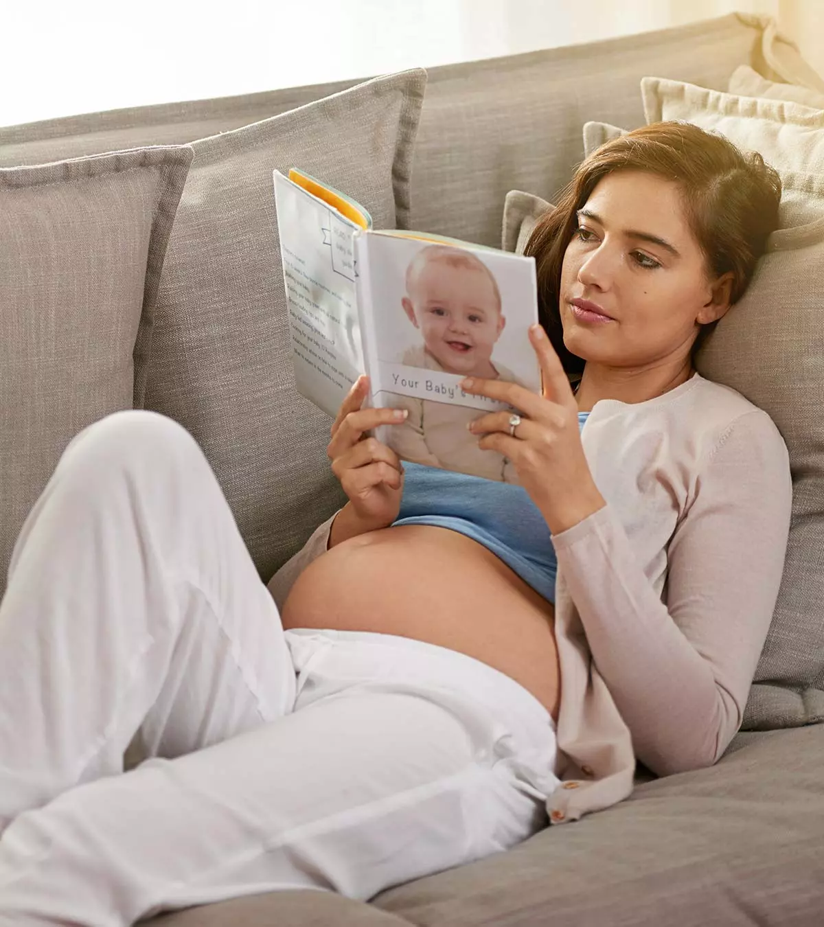 30 Best Pregnancy Books For To-Be Moms And Dads In 2025
