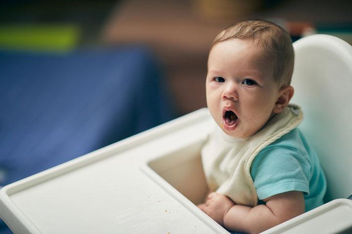 11 Common Symptoms Of Acid Reflux In Babies And Its Treatment