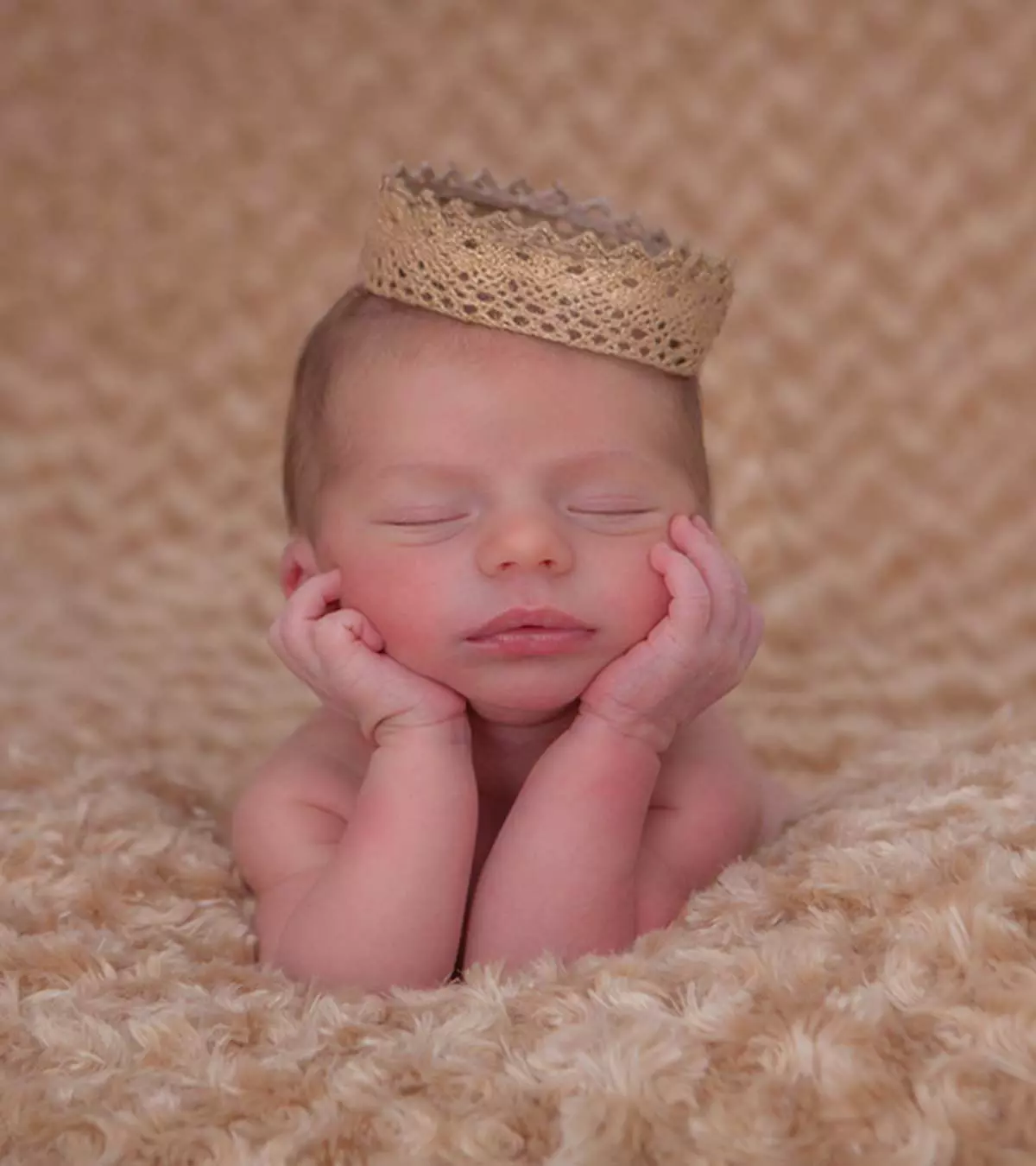 Royal Names For Boys: 21 Regal Options With Meanings