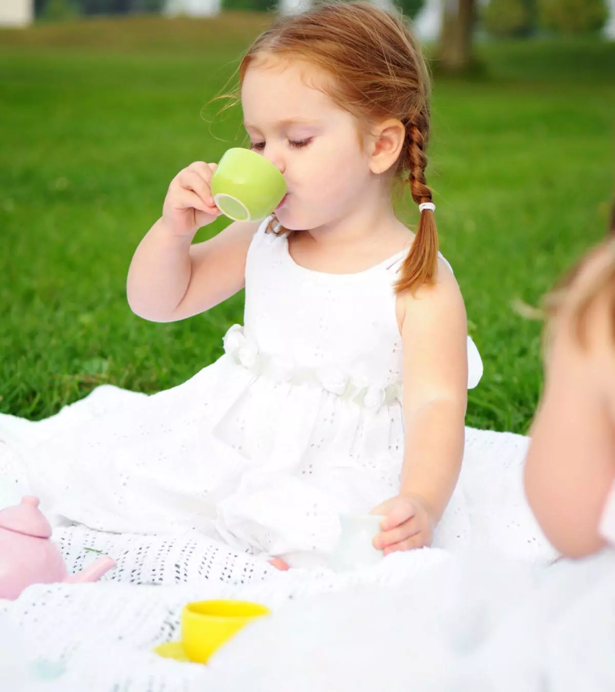 Tea for Kids: Essential Guide To Safety, Benefits & Risks