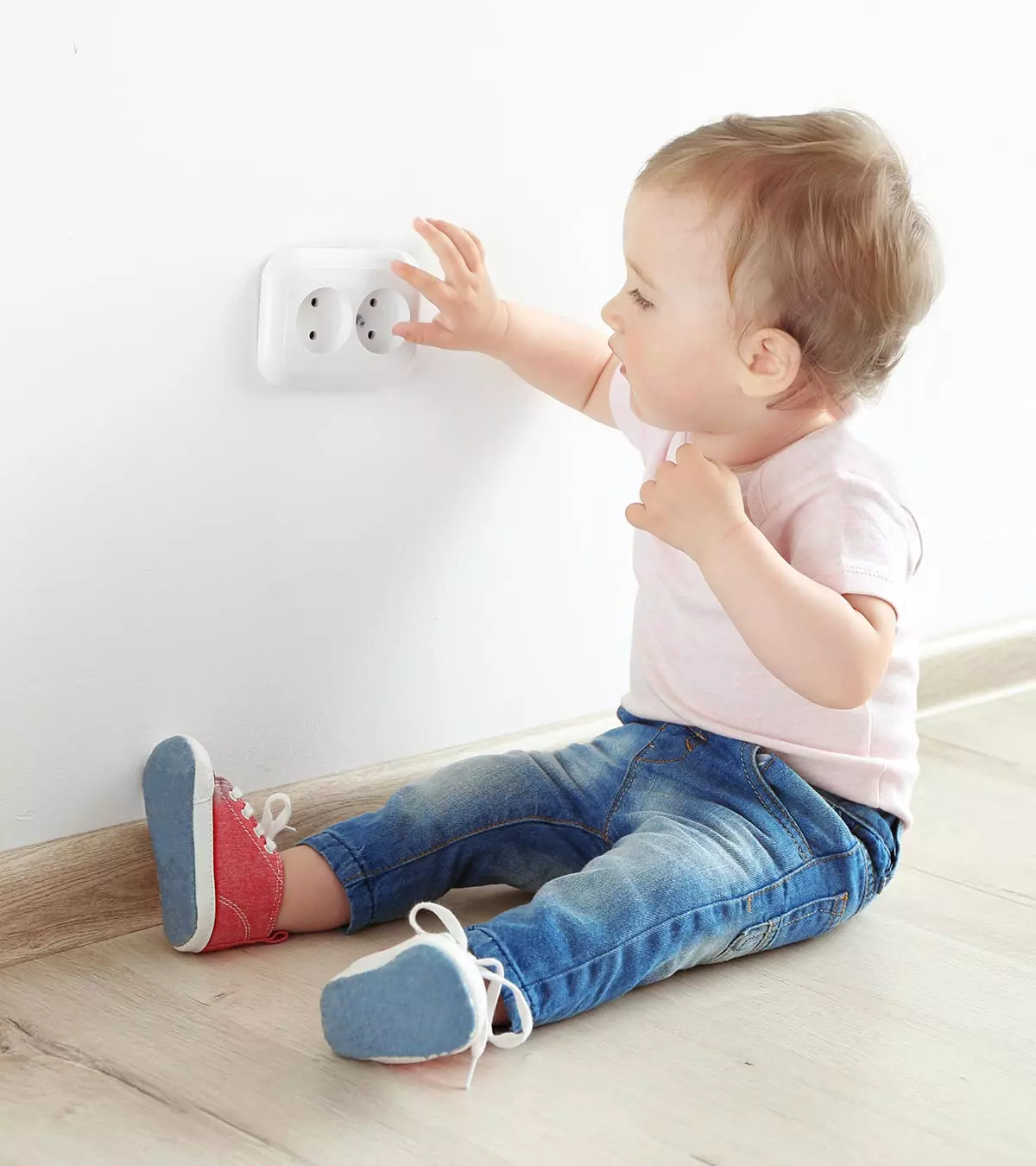 15 Best Babyproof Outlet Covers In 2025, As Per Parenting Expert