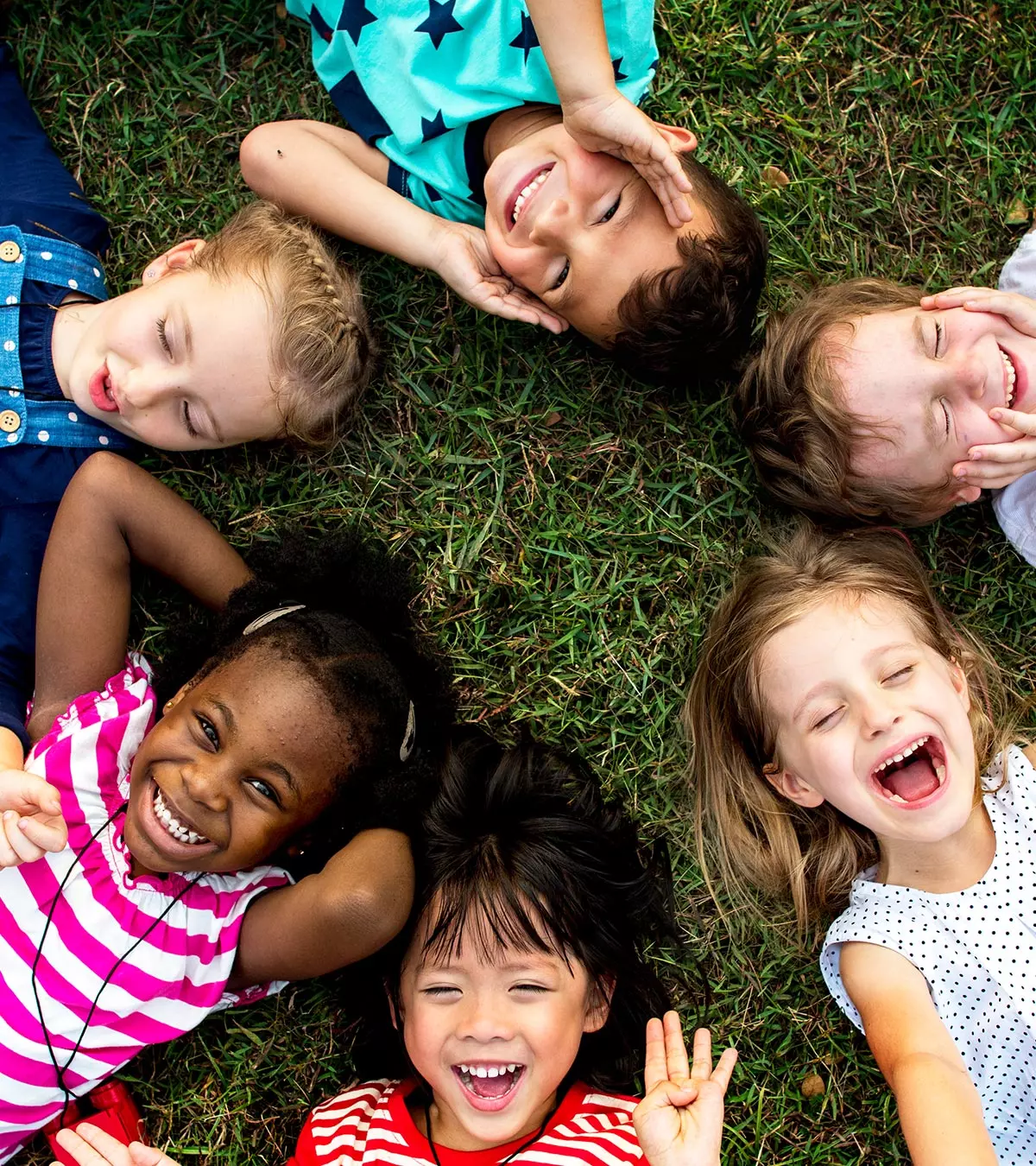 Cooperative Play: 7 Benefits For Social And Cognitive Skills