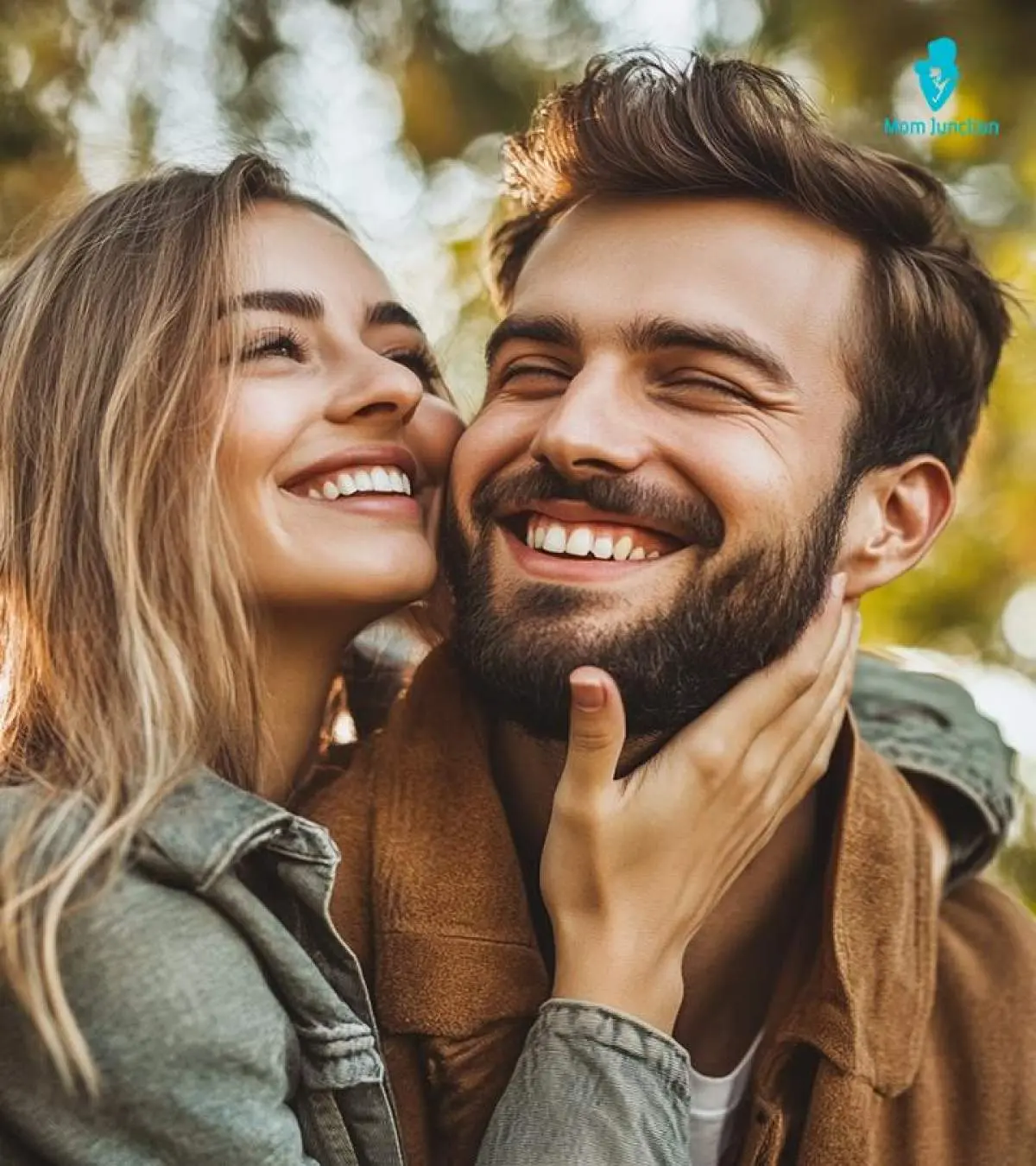 30+ Cute Things Girls Do That Guys Love