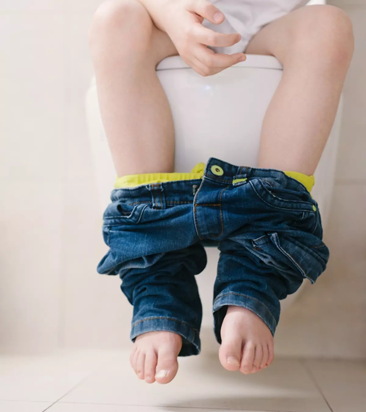 Hemorrhoids In Children: Guide To Causes, Symptoms & Home Care