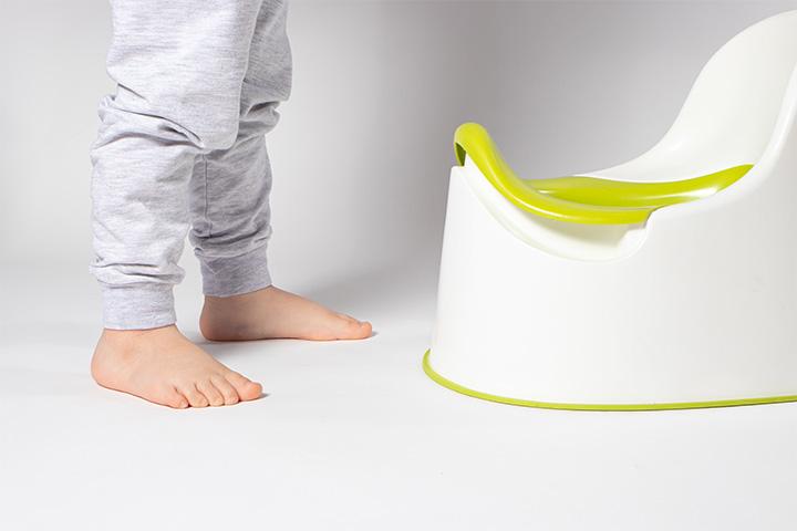 12 Main Causes Of Green Poop In Kids And What It Means - ParentsAndMore.com