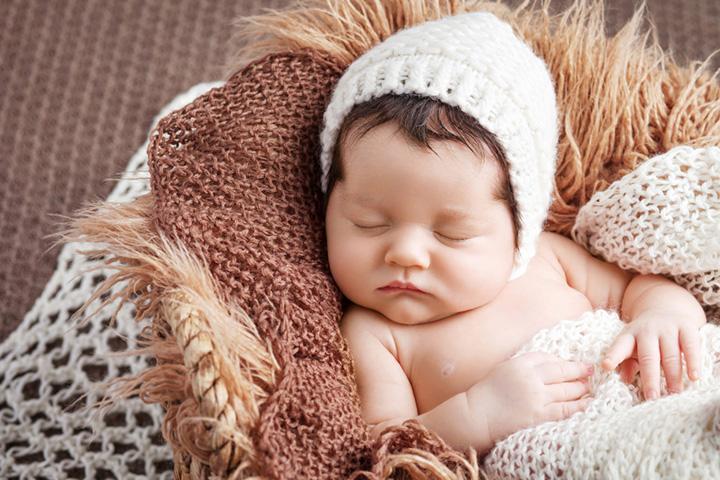 135 Icelandic Last Names Or Surnames, With Meanings - ParentsAndMore.com