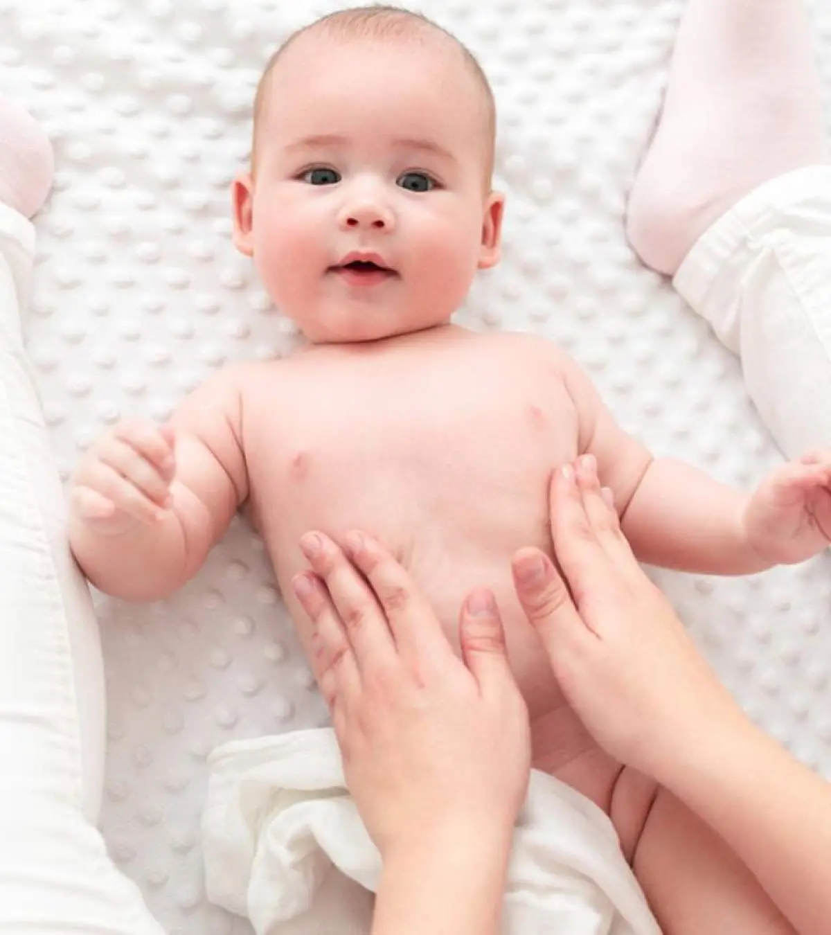 Lotion On Newborns: Essential Guide For Safe Moisturizing