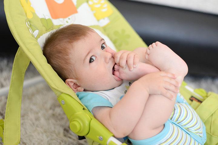 Mouthing In Babies: Why They Do And When To Stop It