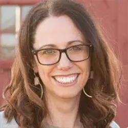 Elisabeth Daly, MomJunction Expert Panel Member