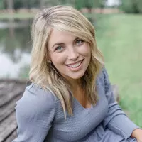 Emily Parker, MomJunction Expert Panel Member