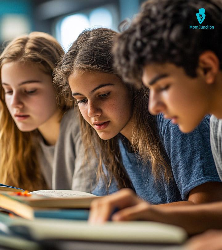 25 Wonderful Peacock Facts And Information For Kids