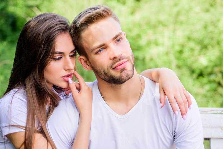 What Is Romantic Attraction? 7 Signs And How It Works