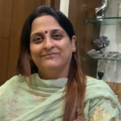 Veenu Mehendiratta, MomJunction Expert Panel Member